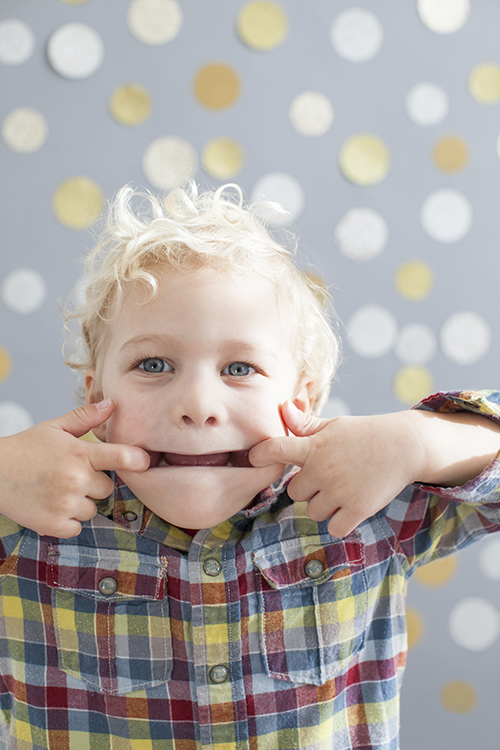 DIY Polka Dot backdrop » Lisa Mathewson Photography