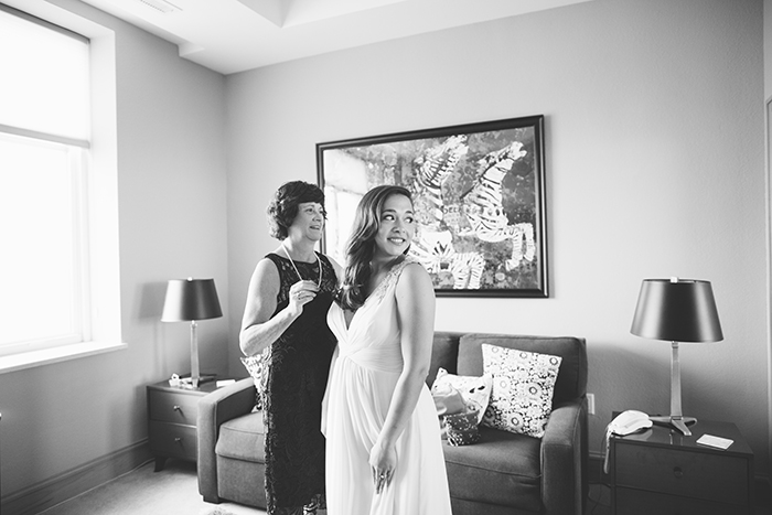 Megan & Brad | Milwaukee Wedding Photographer » Lisa Mathewson Photography